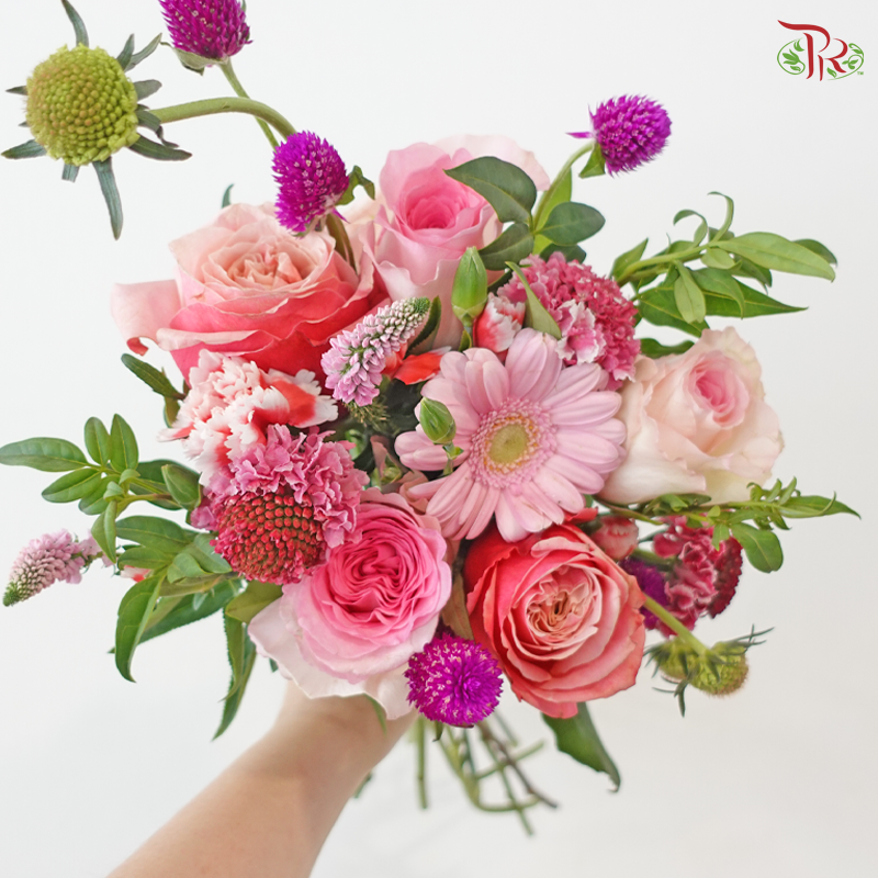 Signature Weekly Flower Bunch - Pink Aura Delight (Medium Bunch) – Pudu ...