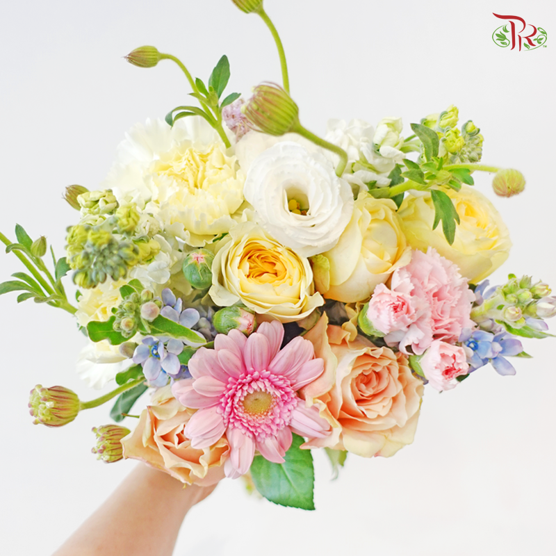 Signature Weekly Flower Bunch - Sunny Daydream (Medium Bunch) – Pudu ...