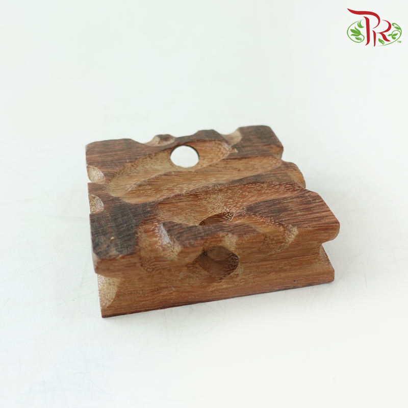 Natural Wood Carved Stand – Pudu Ria Florist